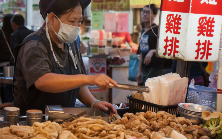 Dining On A Budget: Singapore Hawker Centres - Taste of SG
